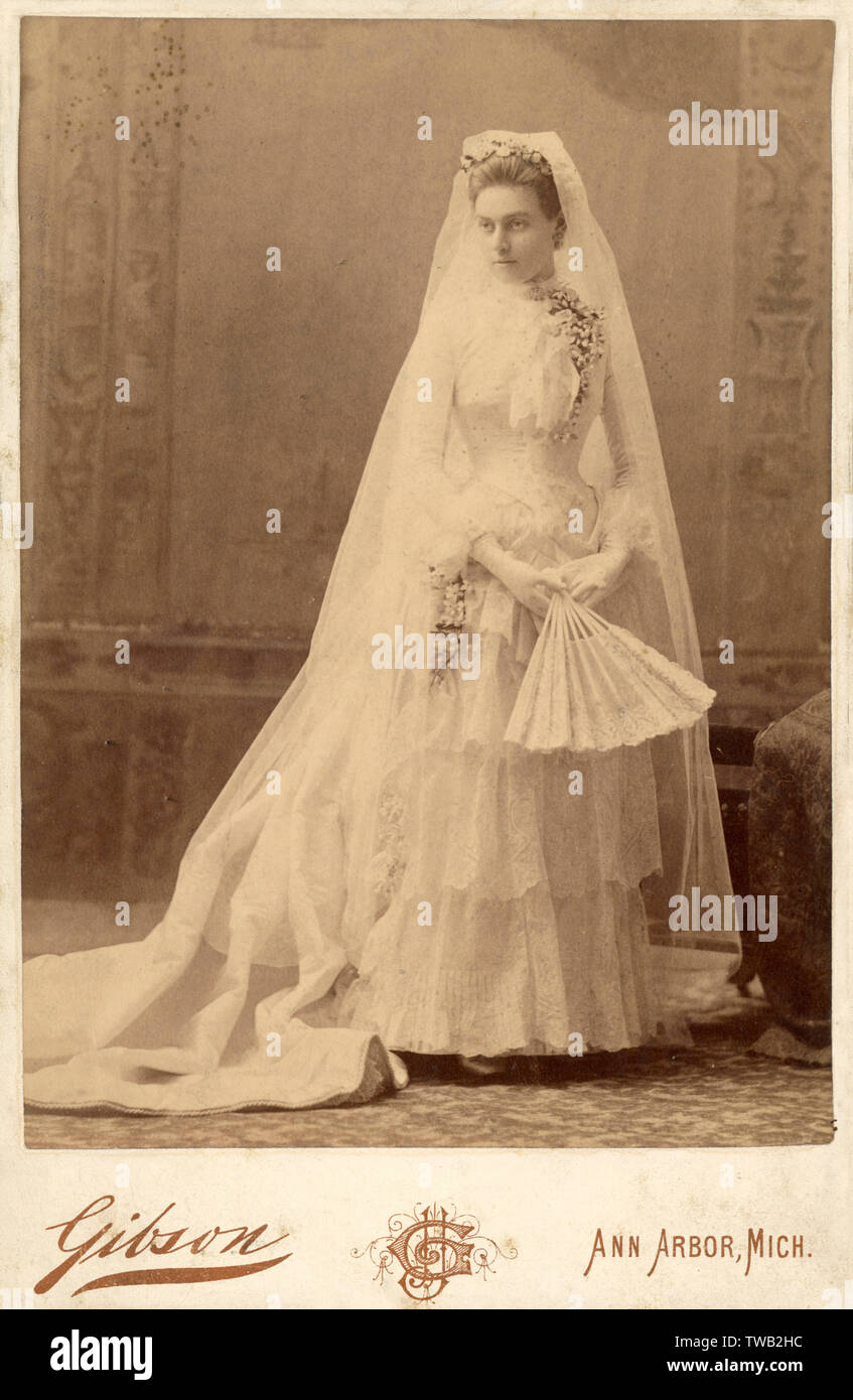 Isabel Sewall on her wedding day - Studio Portrait Stock Photo - Alamy