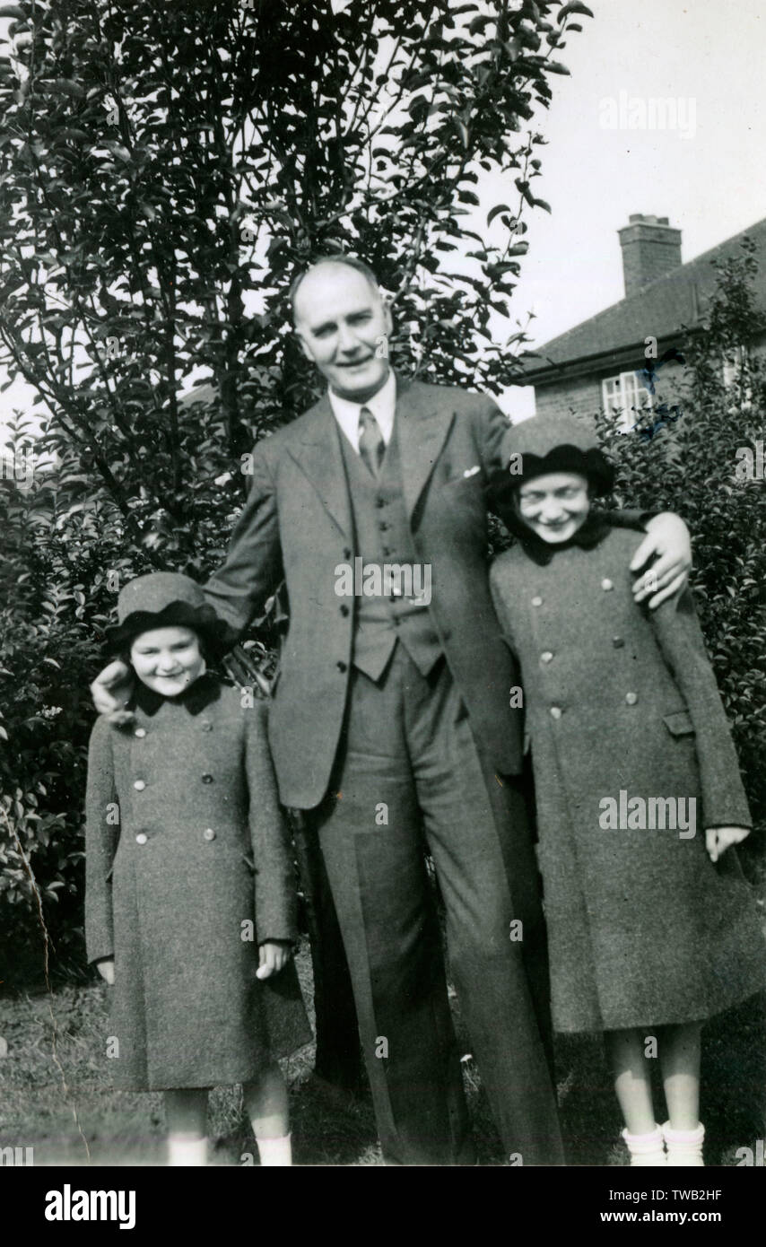 Identical outfits hi-res stock photography and images - Alamy