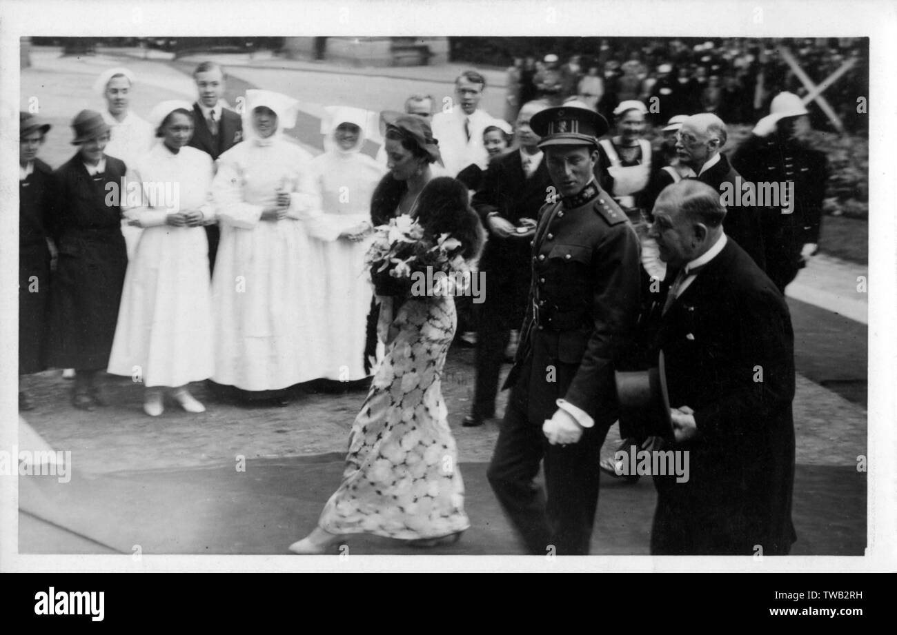 Queen astrid hi-res stock photography and images - Alamy