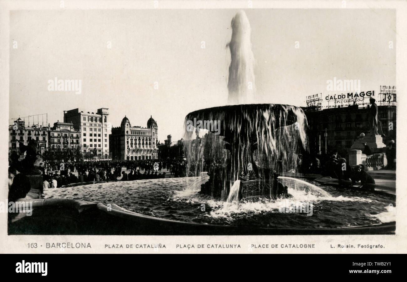 Place de catalogne place de catalunya hi-res stock photography and ...