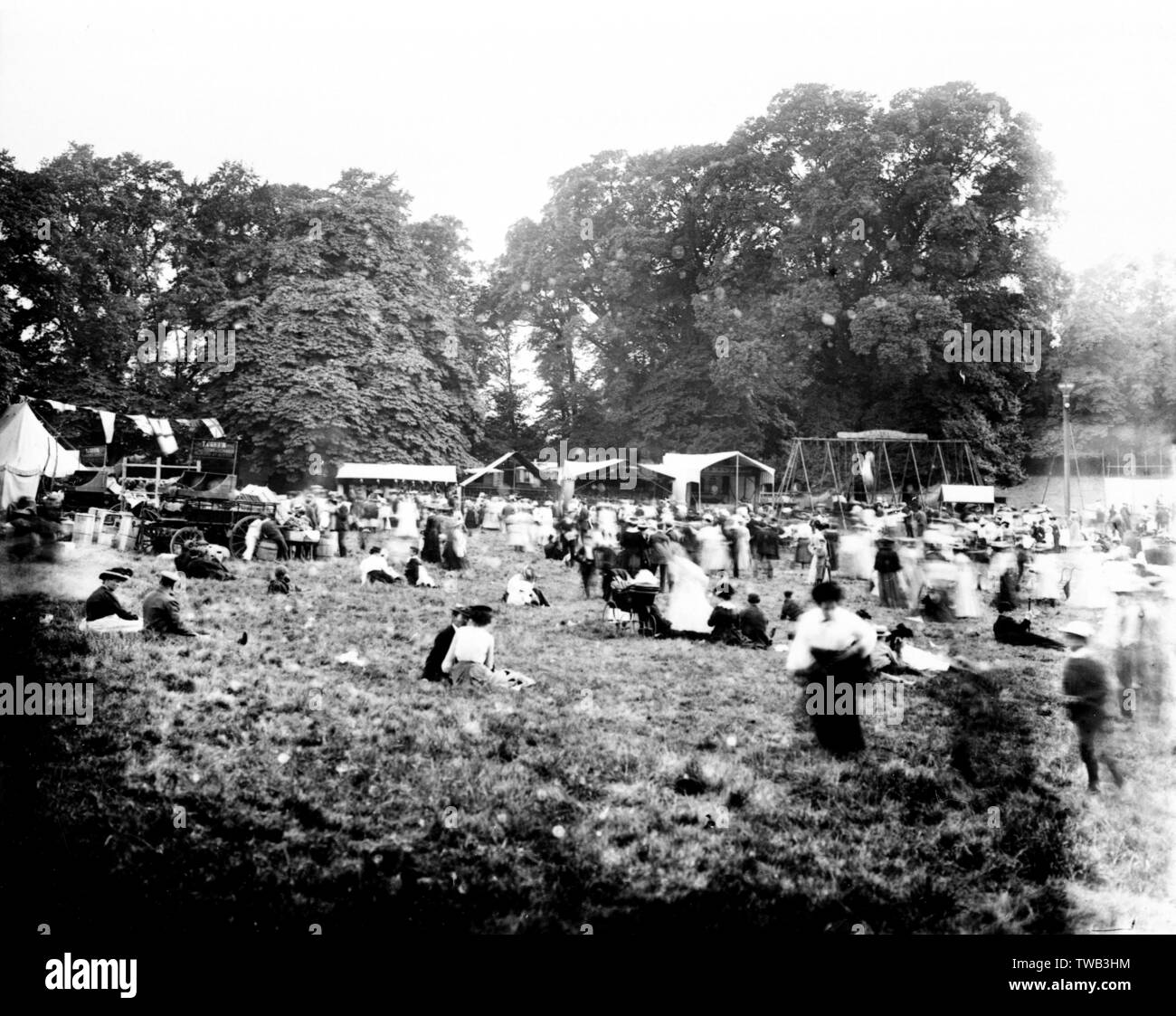 Edwardian fair hi-res stock photography and images - Alamy