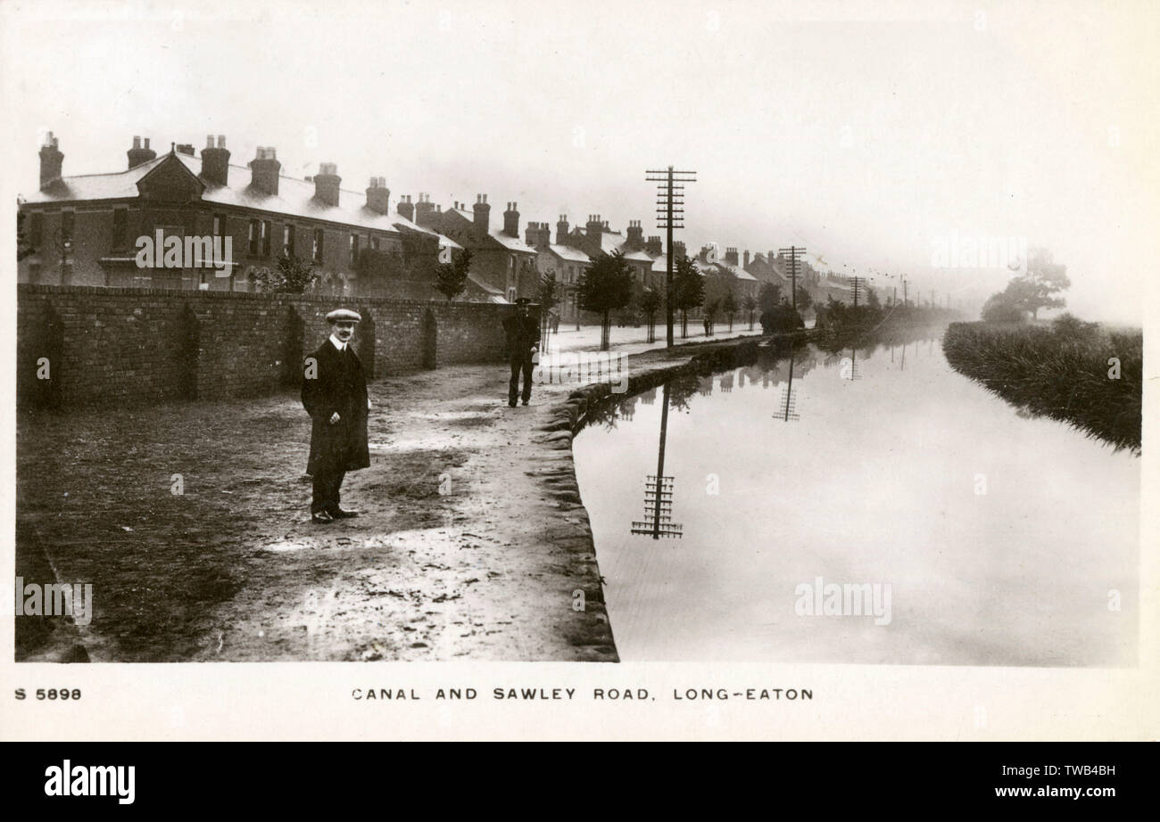 Erewash Canal and Sawley Road, Long Eaton, Derbyshire Stock Photo - Alamy
