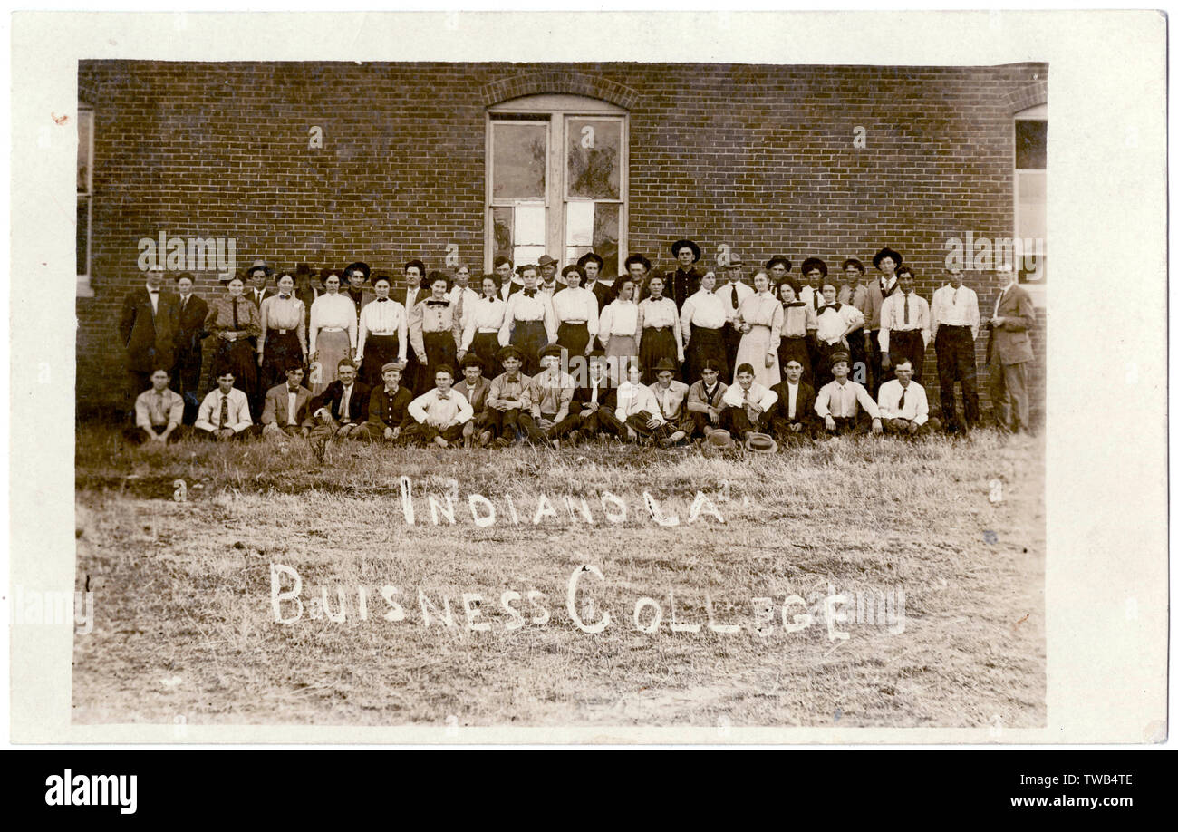 College student usa not universityã?? Cut Out Stock Images & Pictures ...