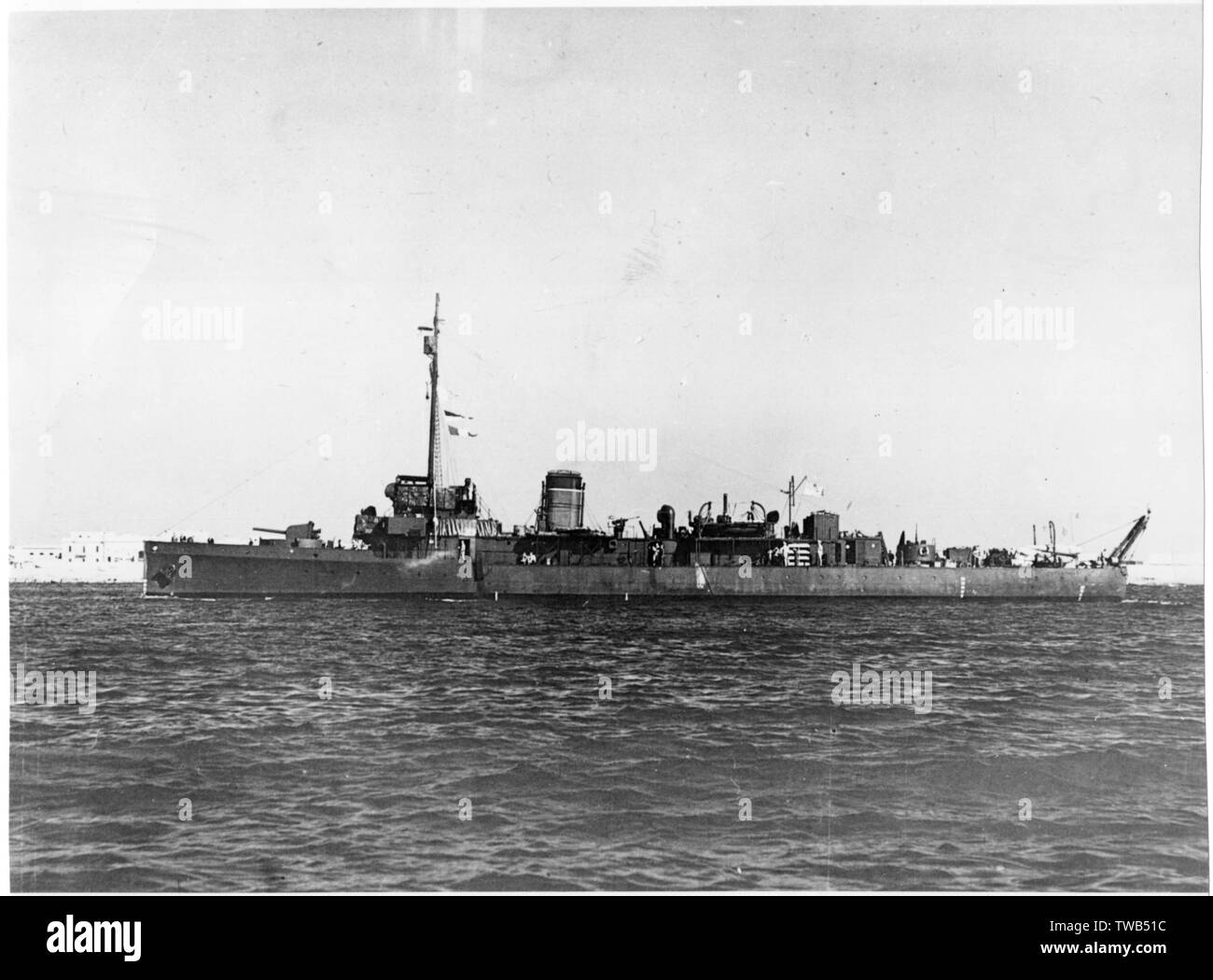 Hms minesweeper hi-res stock photography and images - Alamy