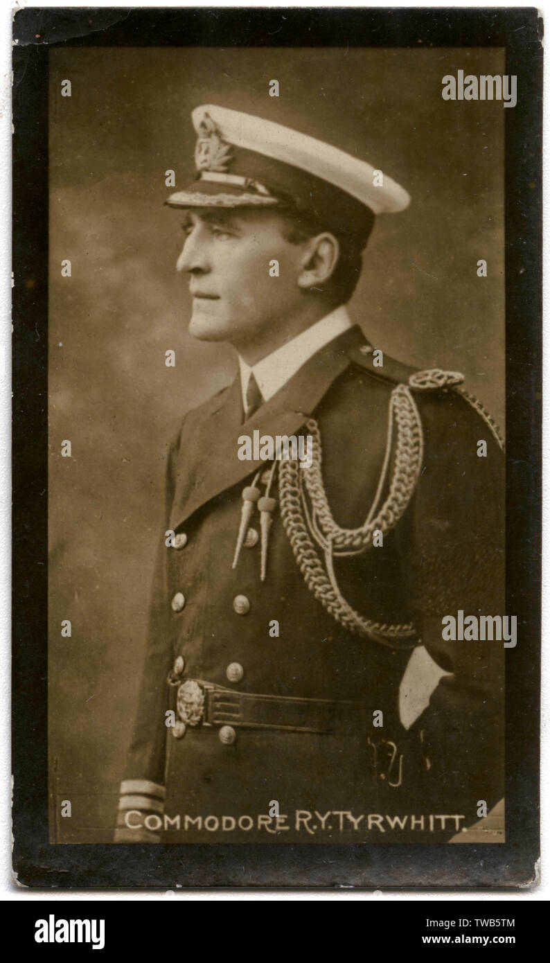 English Uniform Ww1 Uniform High Resolution Stock Photography and ...