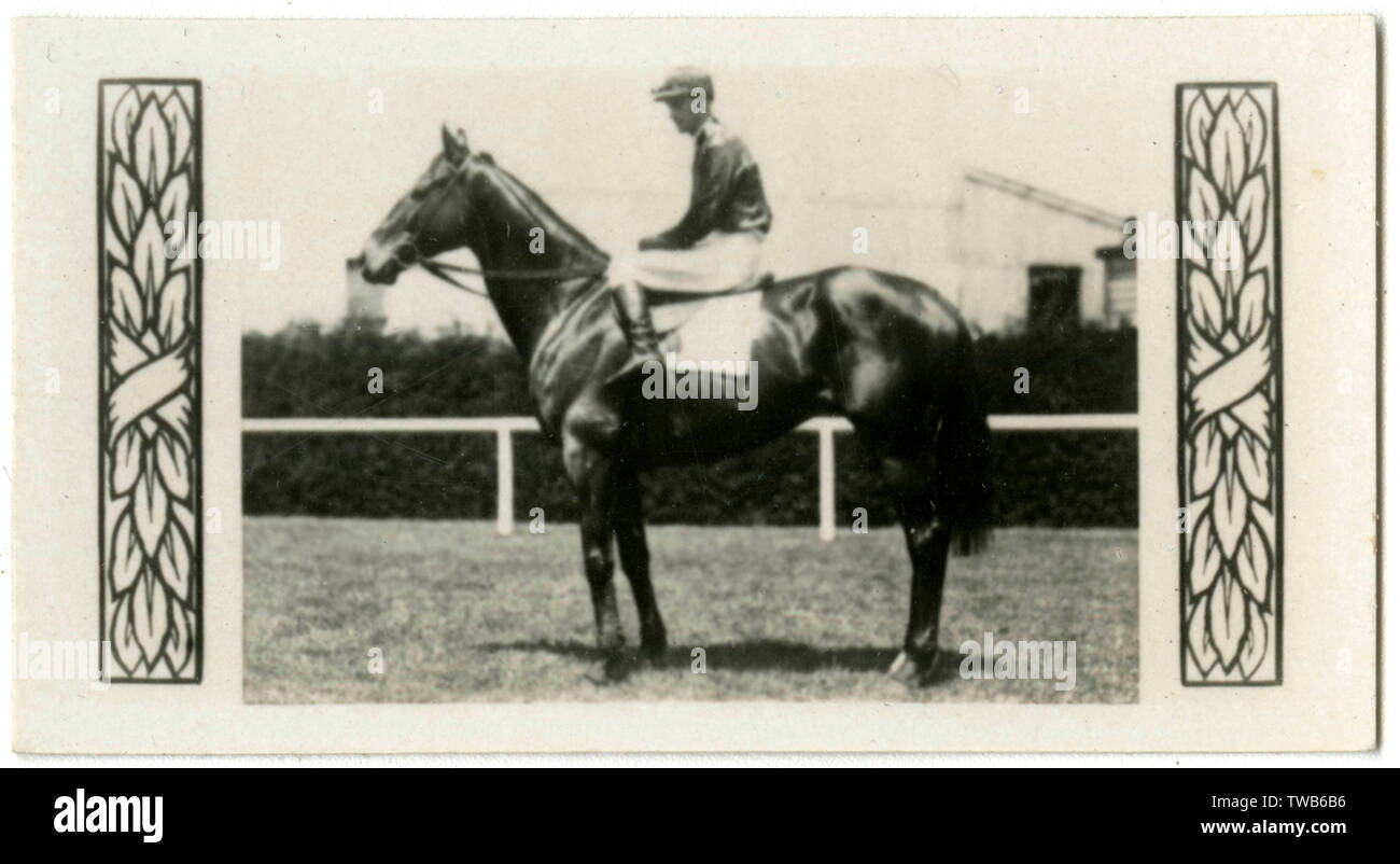 Jockey horse race hi-res stock photography and images - Alamy