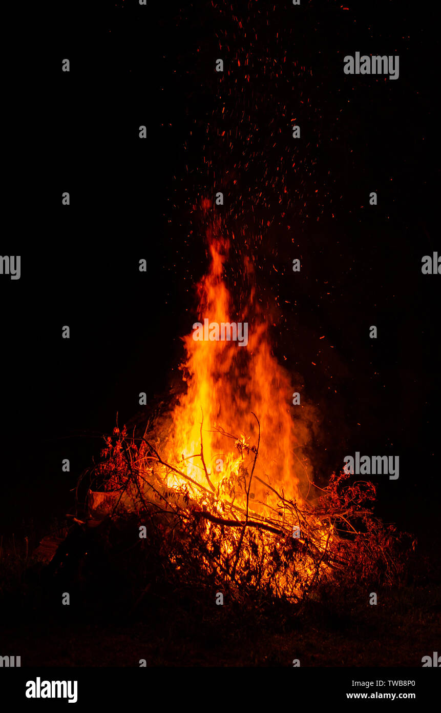Night campfire with available space at left side Stock Photo - Alamy
