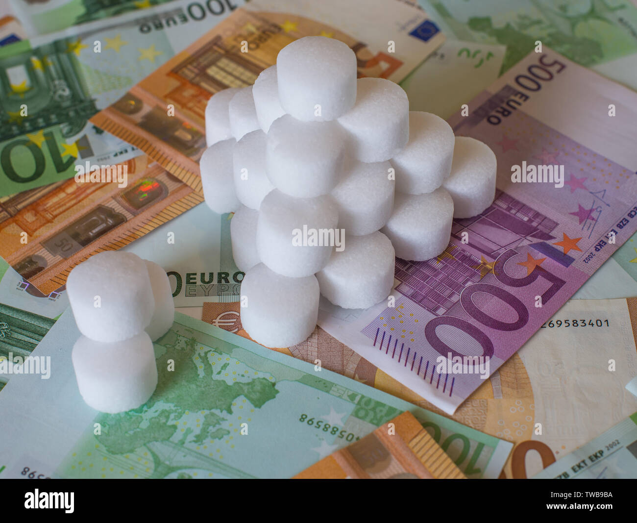 Cylindrical stack hi-res stock photography and images - Alamy