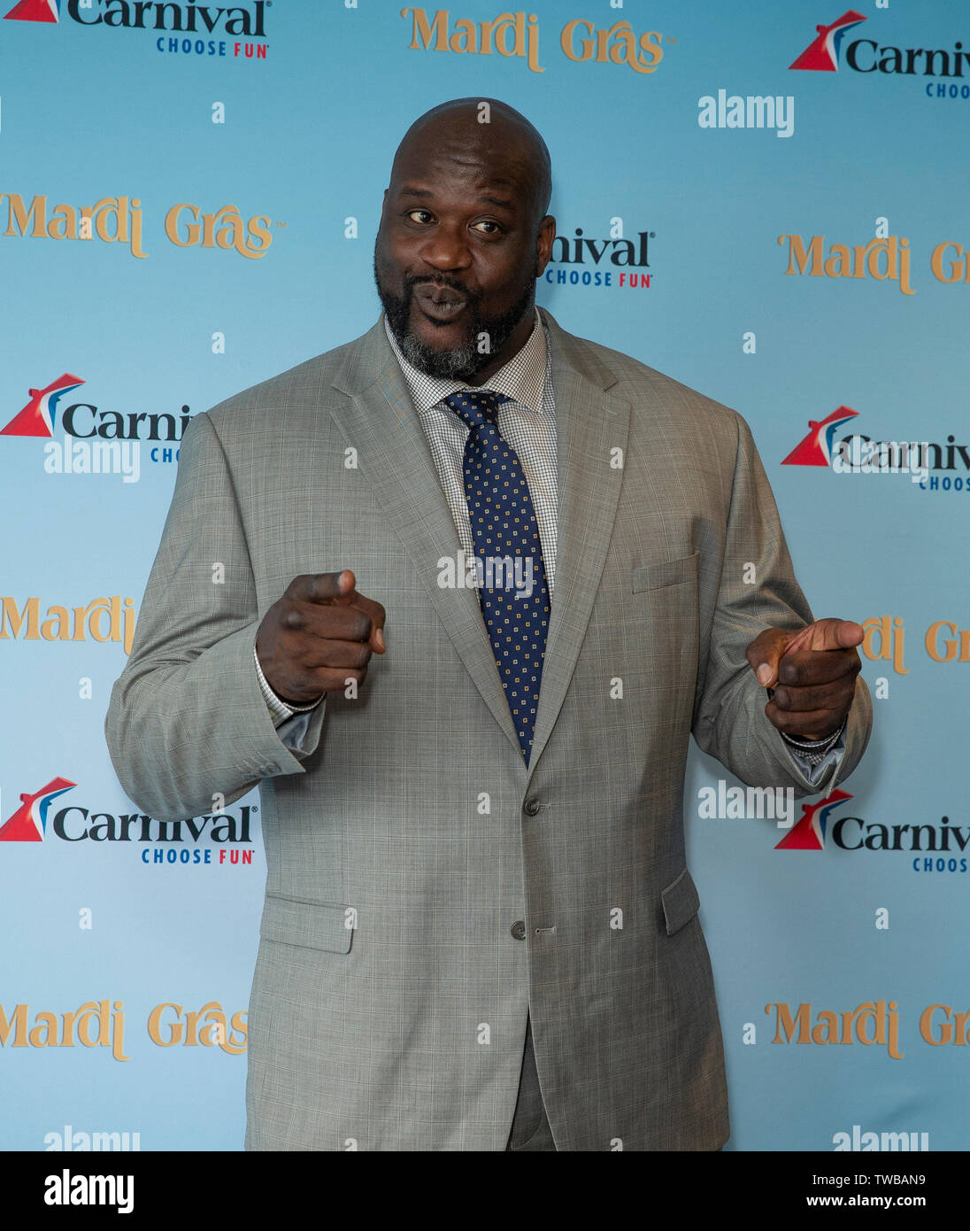 Carnival Cruise Line and NBA star/Carnival’s Chief Fun Officer ...