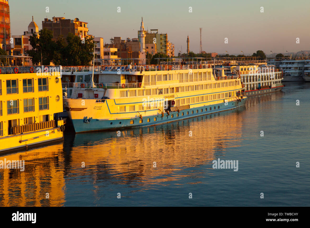 Crucero por el Río Nilo, Valle del Nilo, Egipto Stock Photo - Alamy