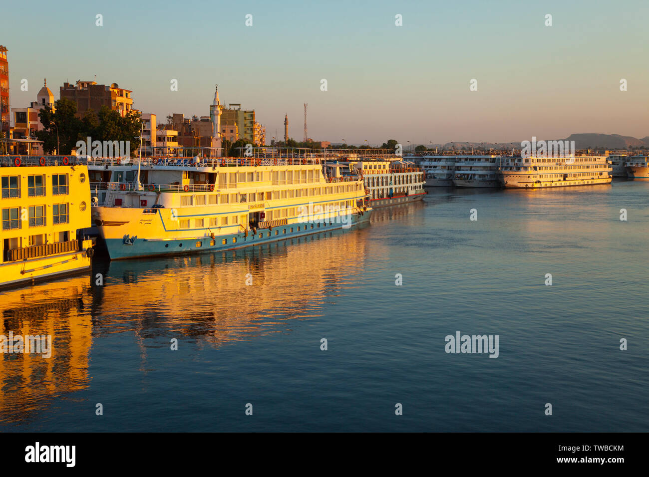 Crucero por el Río Nilo, Valle del Nilo, Egipto Stock Photo - Alamy