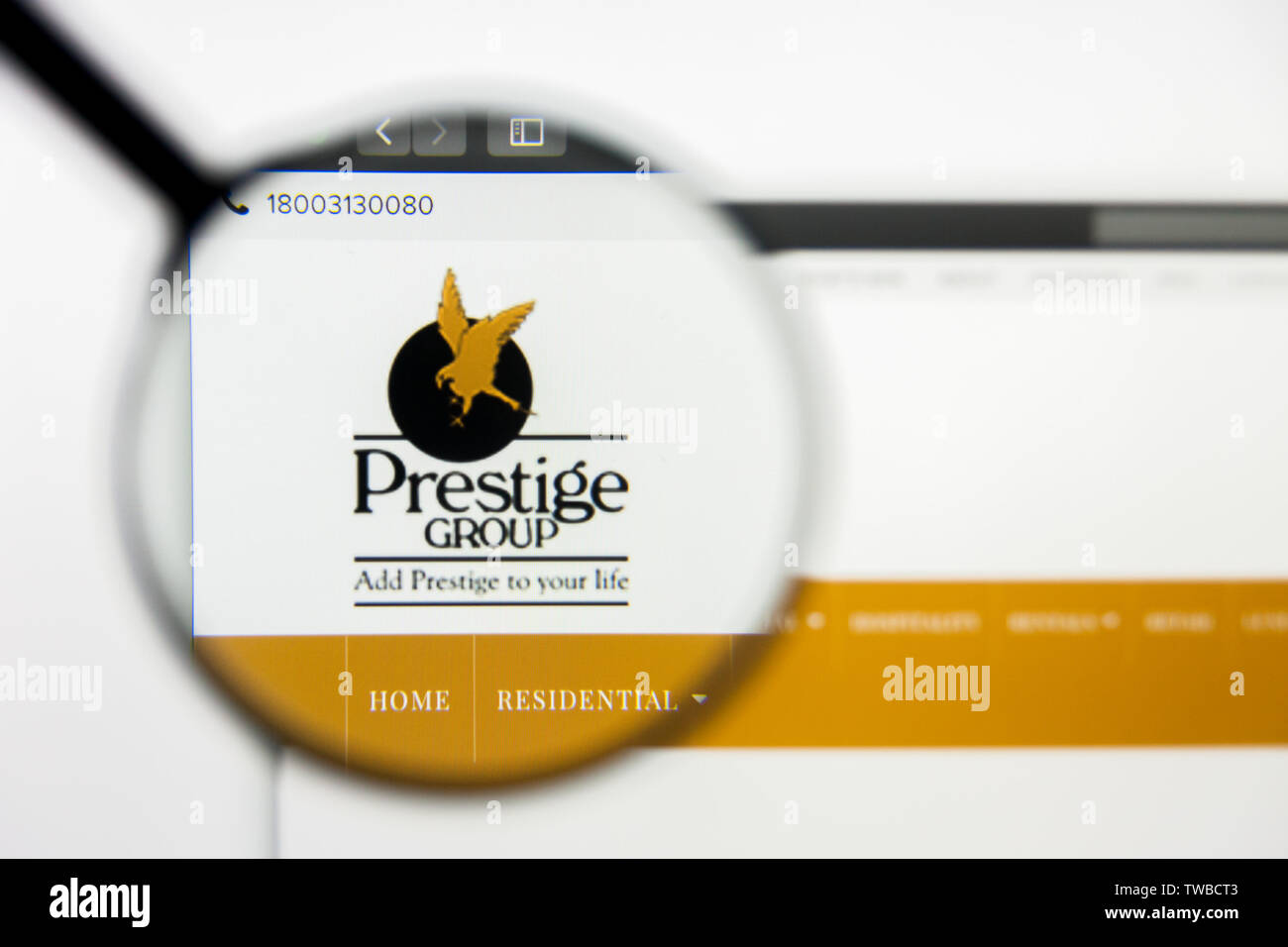 Prestige software hi-res stock photography and images - Alamy