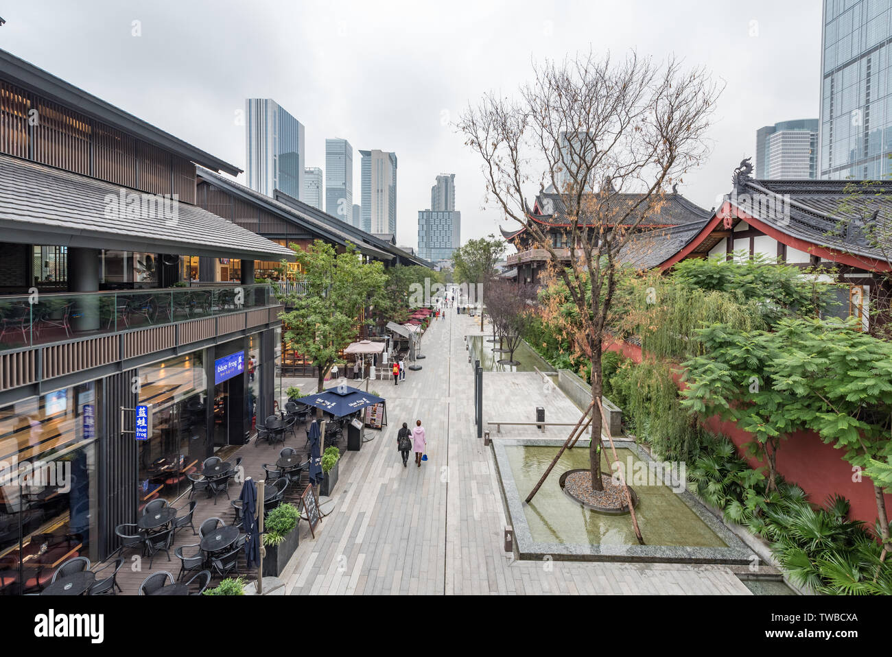 Taikuri Center, Chengdu Stock Photo - Alamy