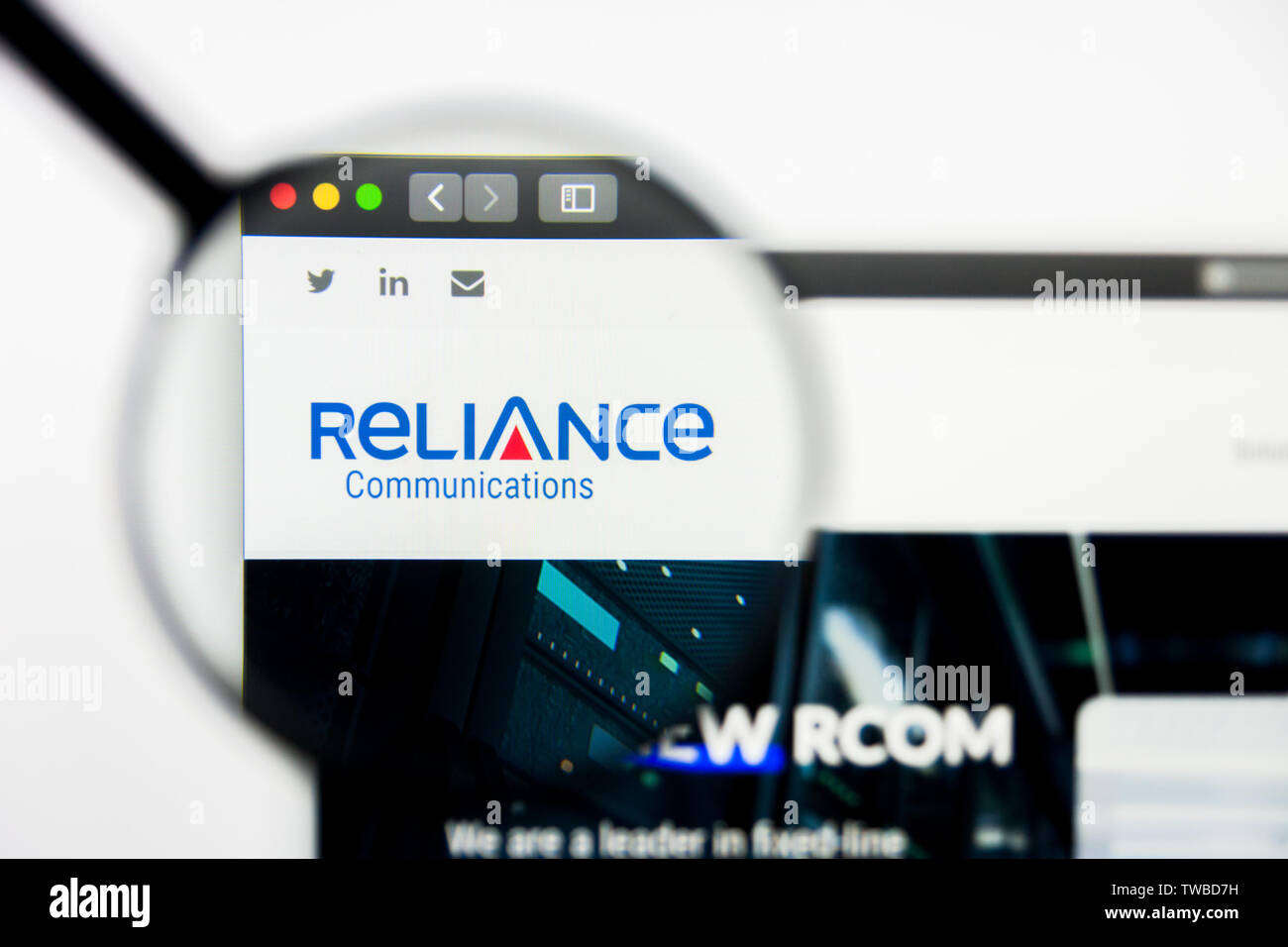 Reliance Mobile Logo