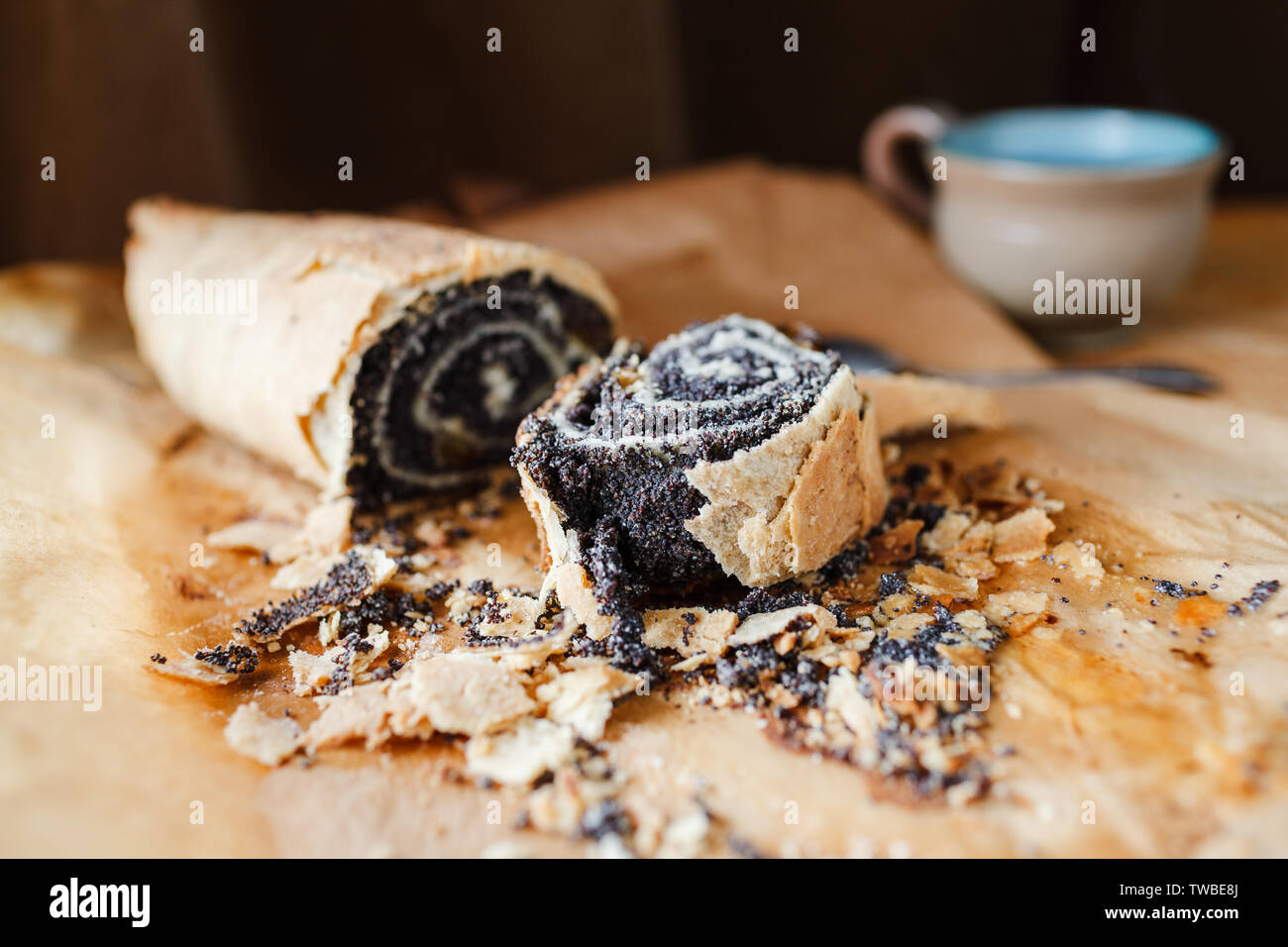 Baking with poppy seeds hi-res stock photography and images - Alamy
