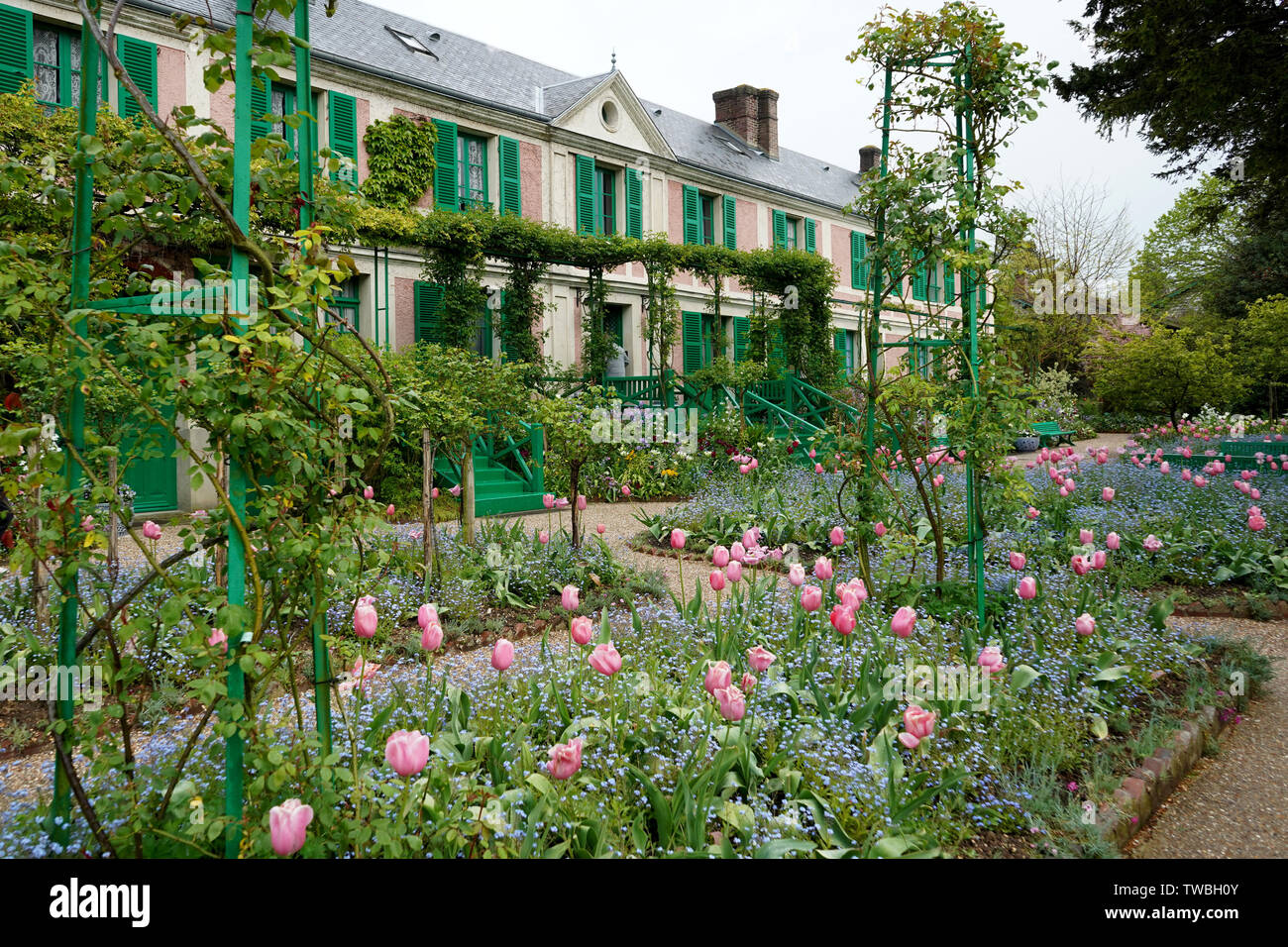 Claude monet house hi-res stock photography and images - Alamy