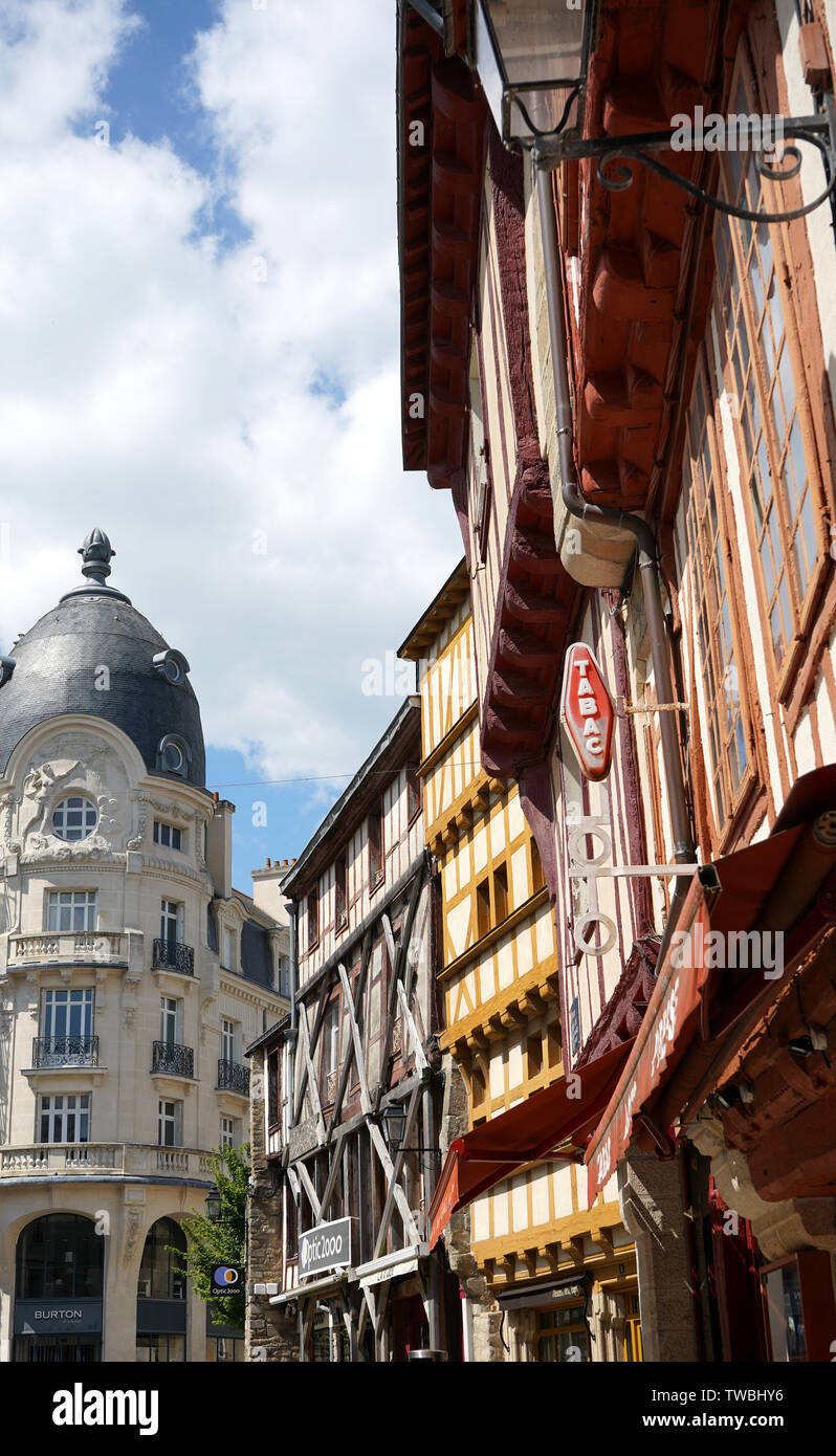 Vannes france hi-res stock photography and images - Alamy