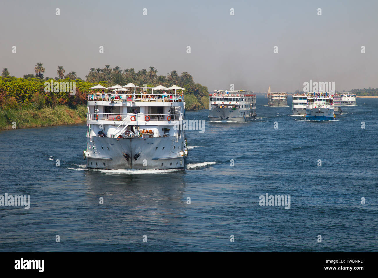 Crucero por el Río Nilo, Valle del Nilo, Egipto Stock Photo - Alamy