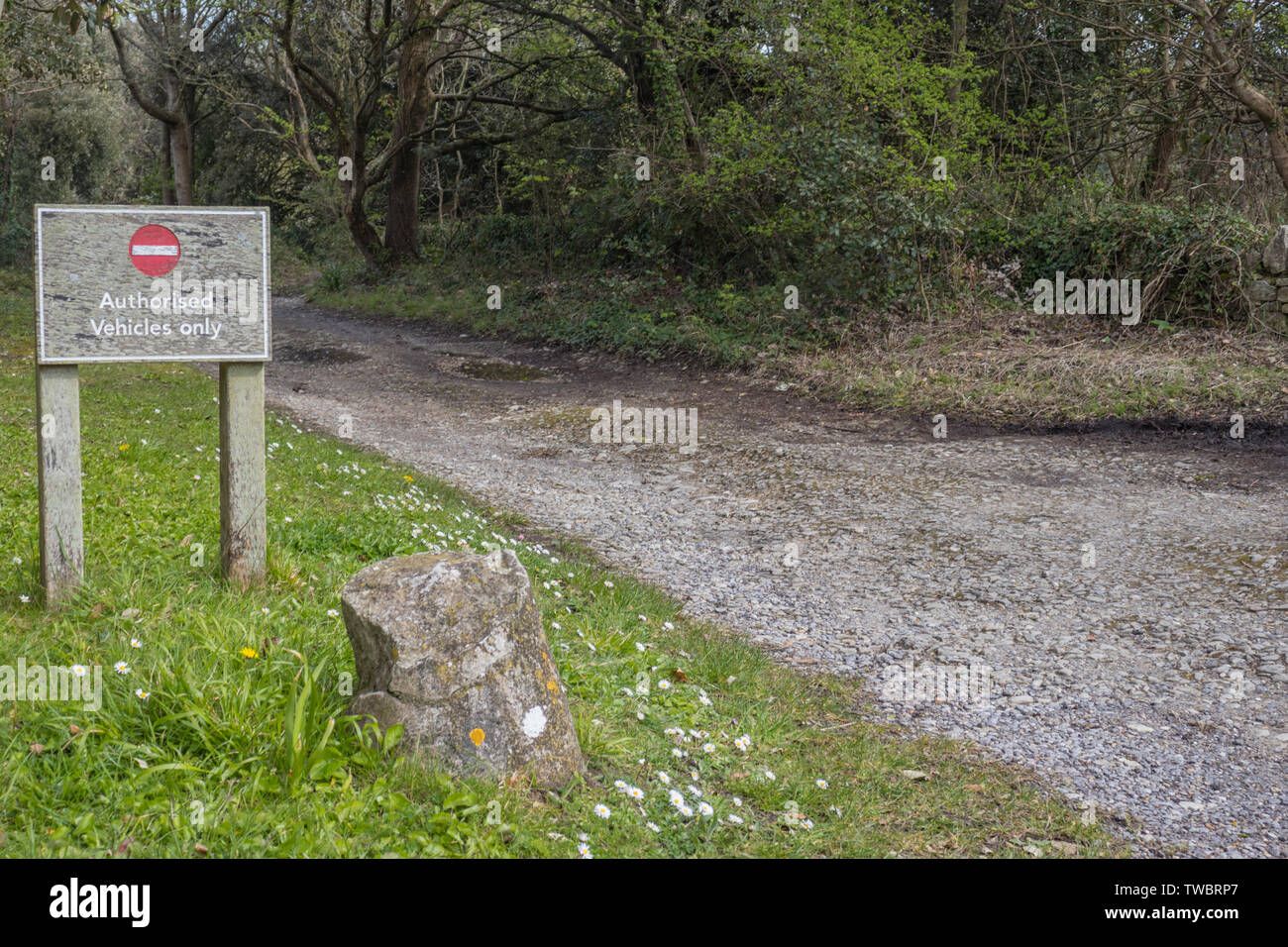 Authorised vehicles only sign Stock Photo - Alamy