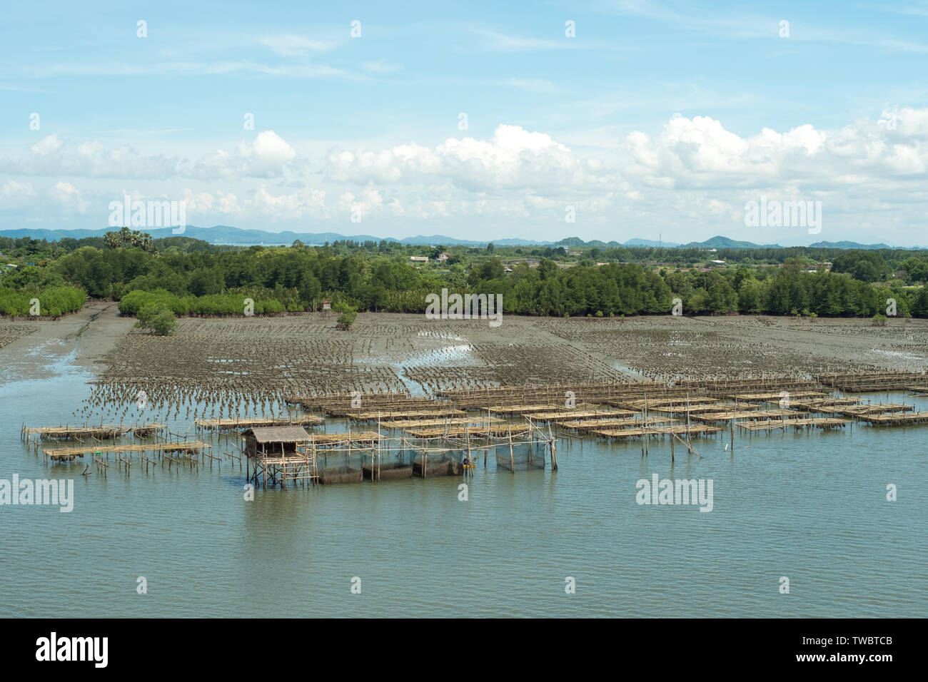 Traditional aquaculture structure hi-res stock photography and images ...