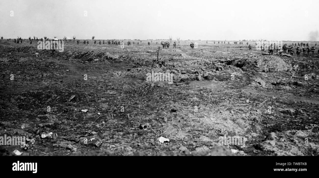 Battle of ginchy ww1 hi-res stock photography and images - Alamy