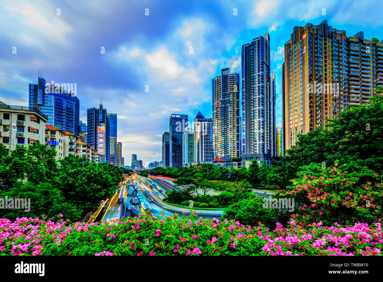 Nanfang daily hi-res stock photography and images - Alamy