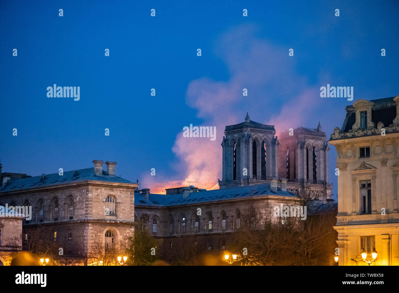 Paris is burning still hi-res stock photography and images - Alamy