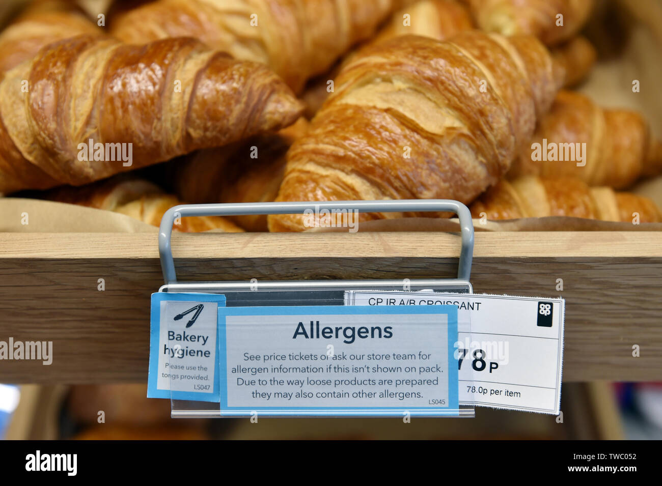 Allergic reaction hi-res stock photography and images - Alamy