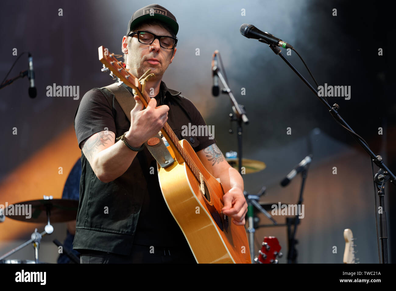 Culture shock hi-res stock photography and images - Alamy