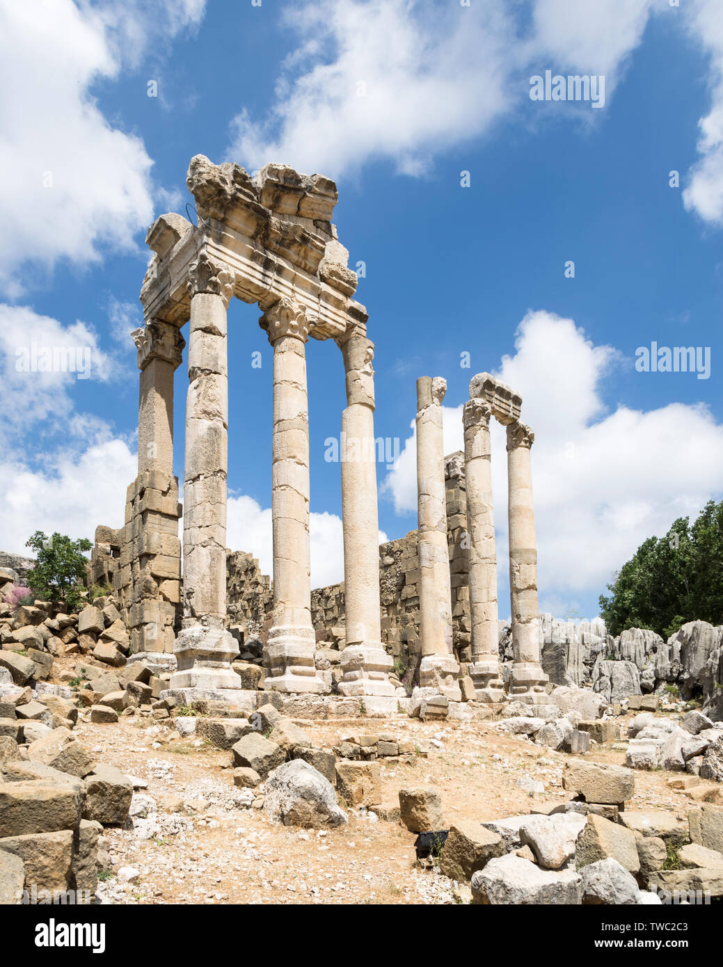 Temple of Adonis, Roman ruins, Faqra, Lebanon Stock Photo - Alamy