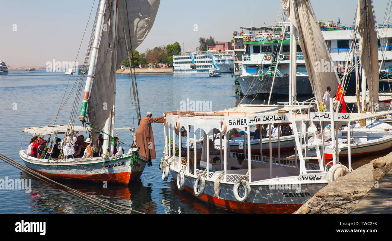 Assuan egipto hi-res stock photography and images - Alamy