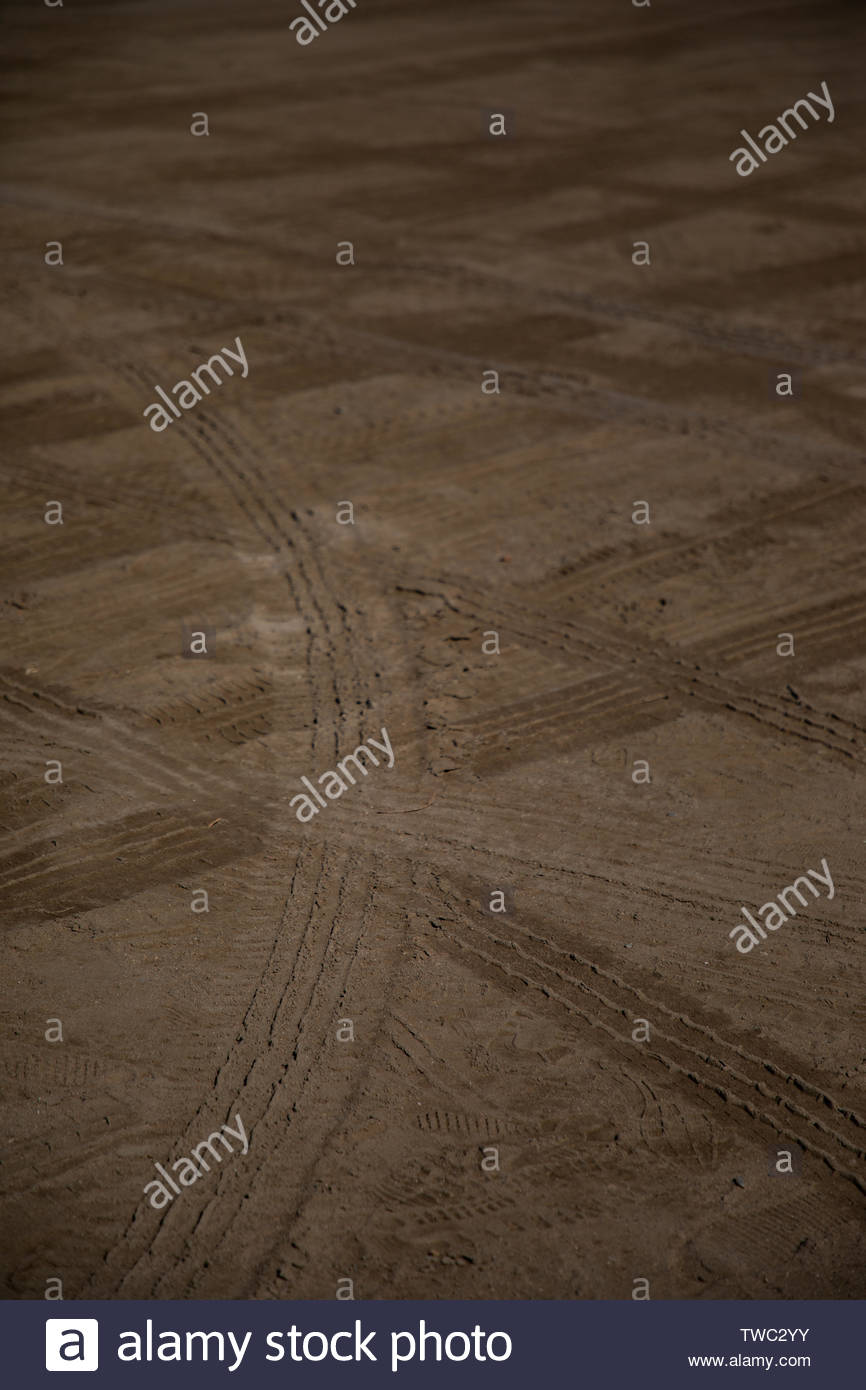 Car Tyre Marks Stock Photos & Car Tyre Marks Stock Images - Alamy