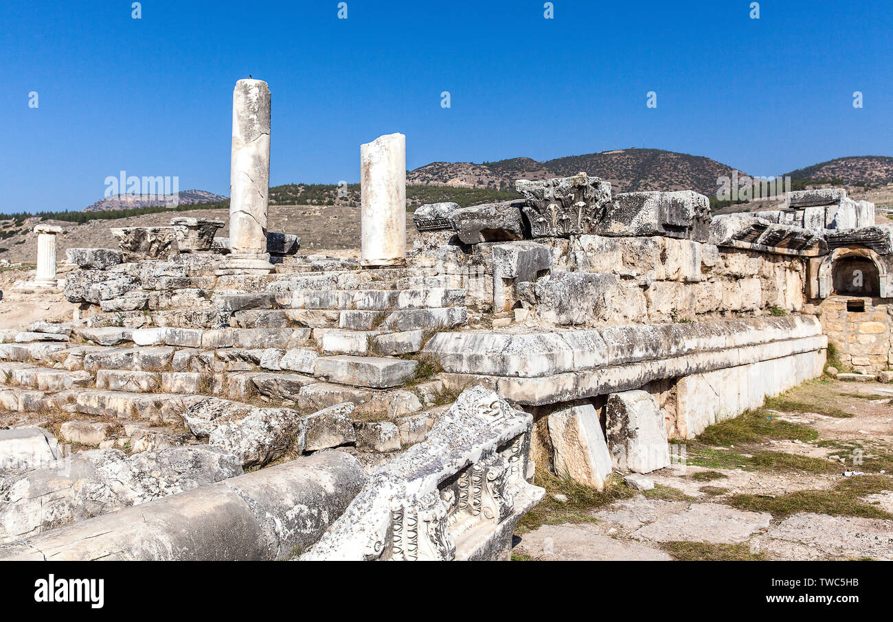 Hierapolis temple hi-res stock photography and images - Alamy