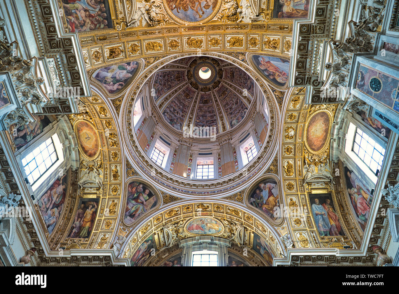 Beautiful church ceiling hi-res stock photography and images - Alamy