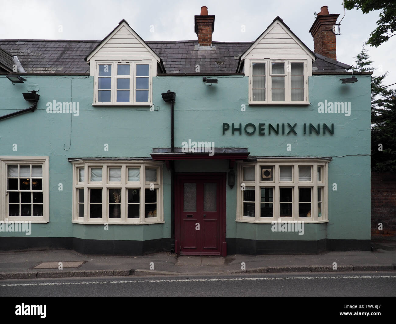The phoenix public house hi-res stock photography and images - Alamy