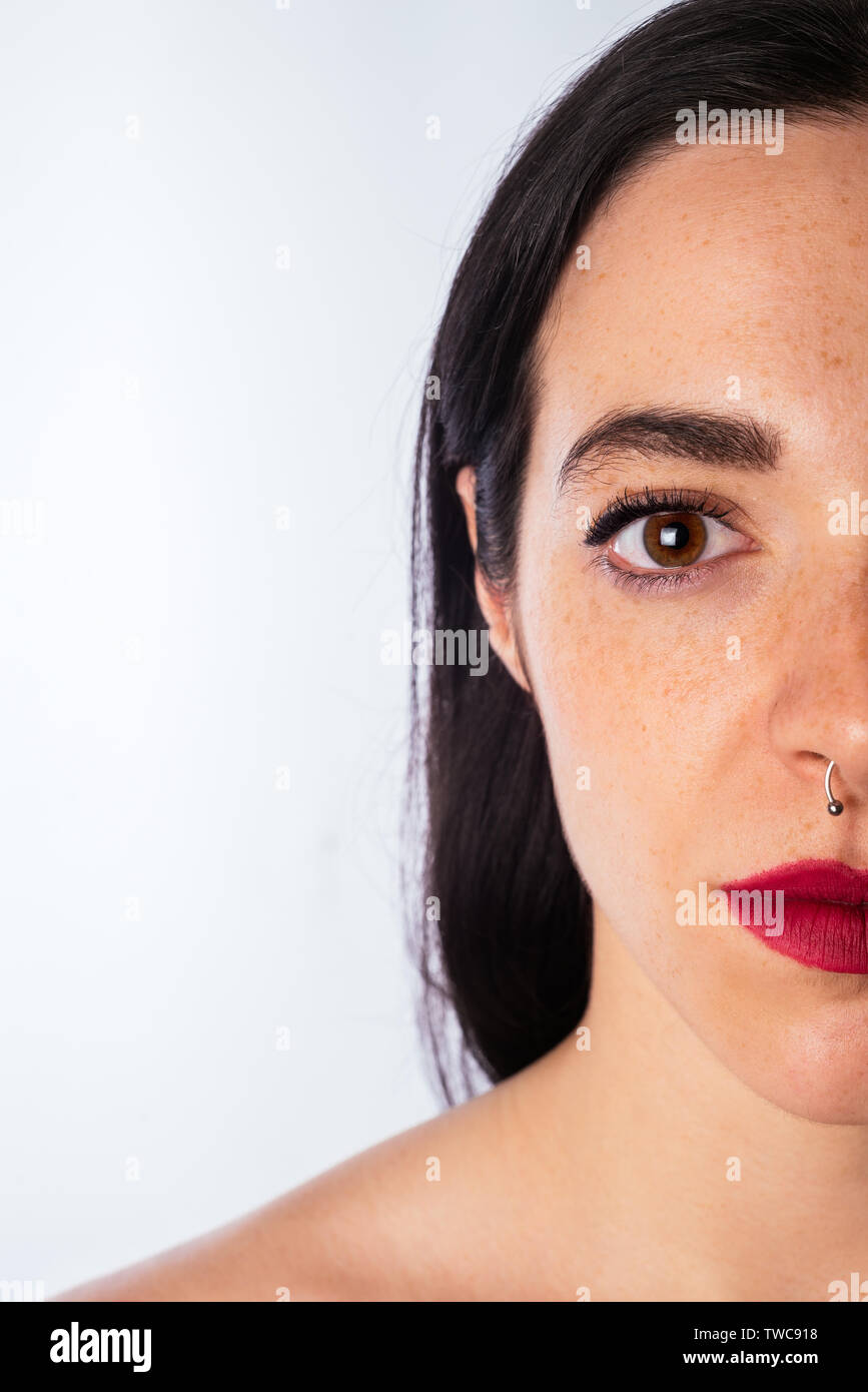 Half portrait woman 40 or 50 hi-res stock photography and images - Alamy