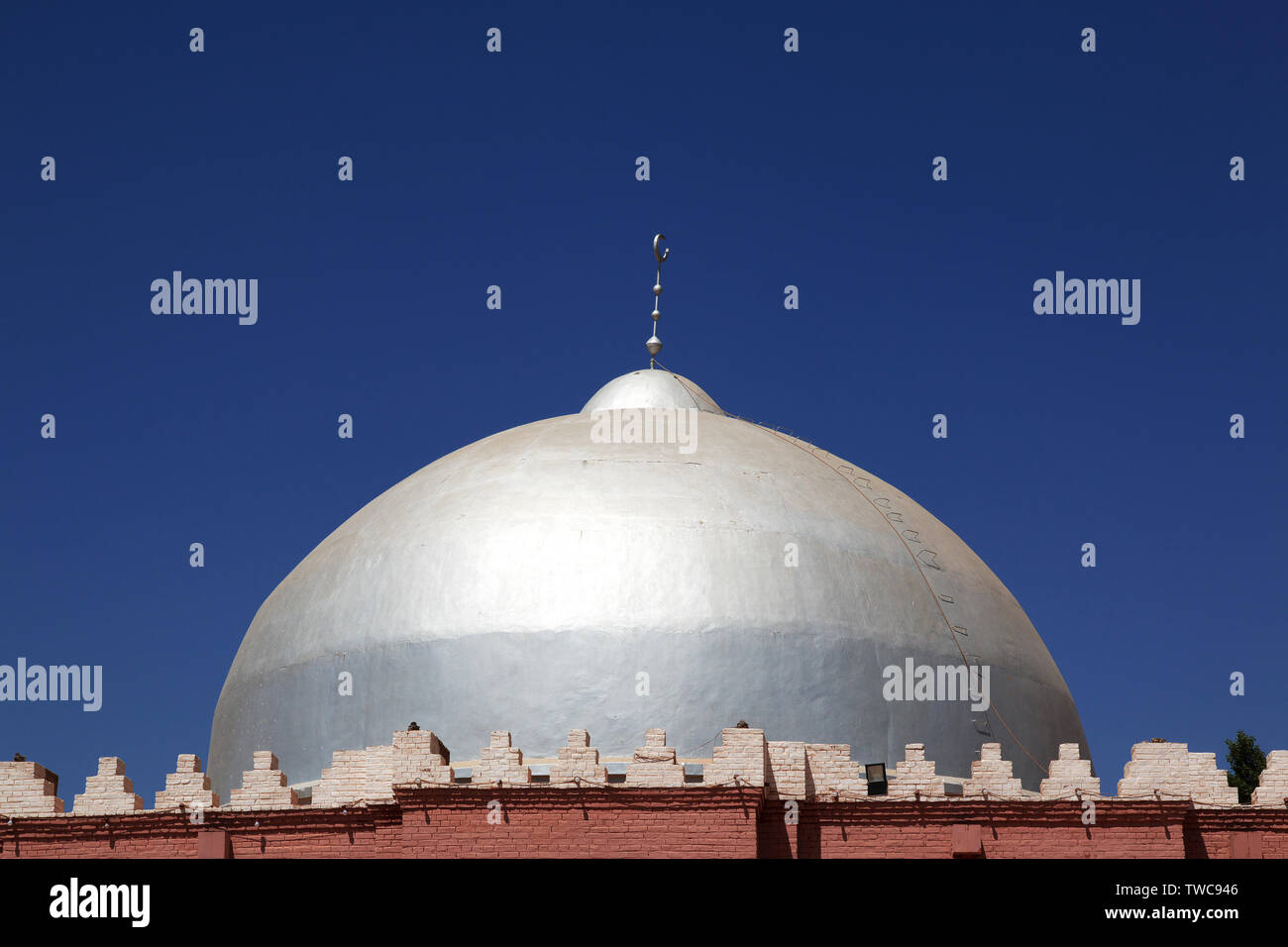 Mosque in Omdurman in Khartoum, Sudan Stock Photo - Alamy