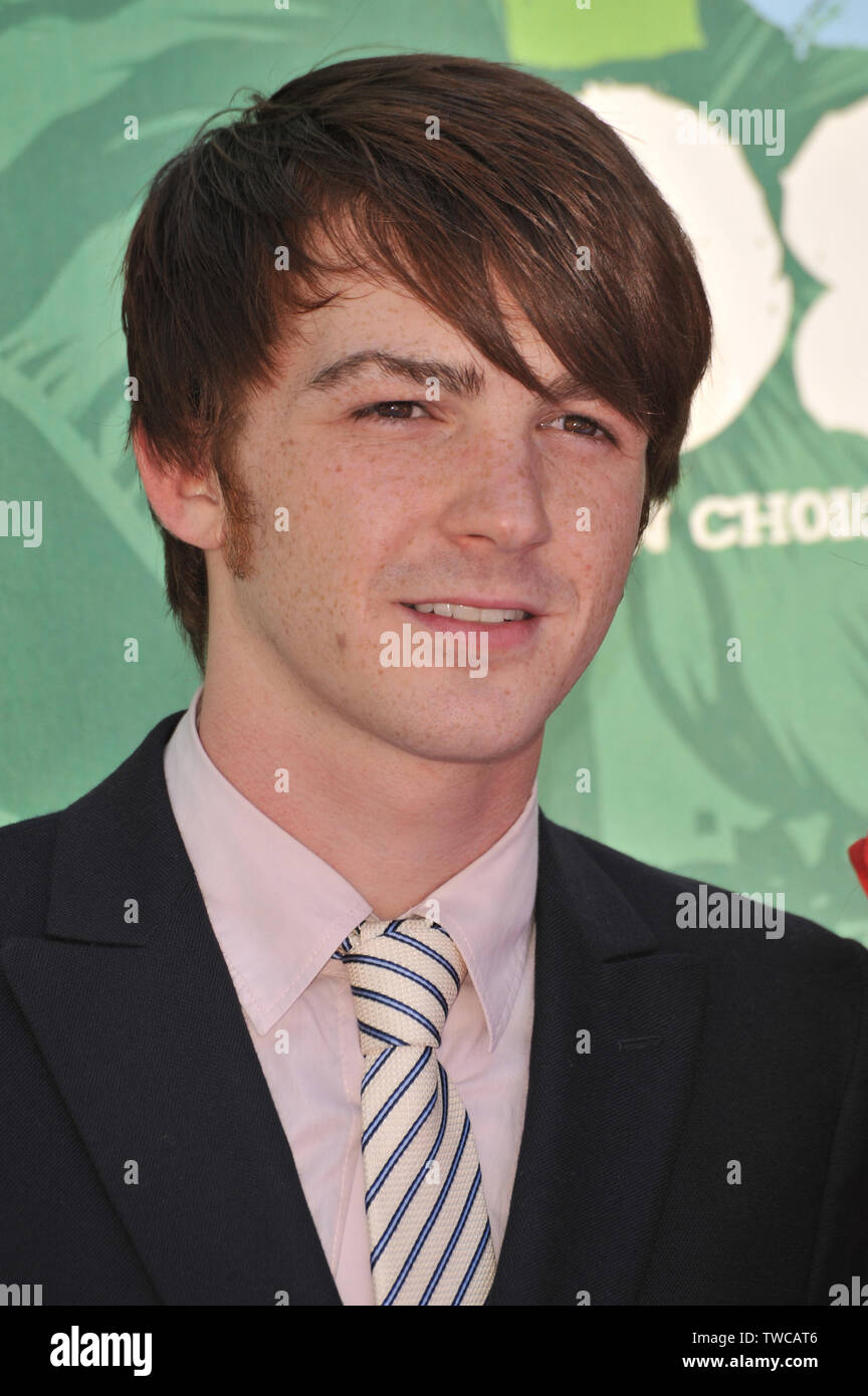 Drake Bell High Resolution Stock Photography and Images - Alamy