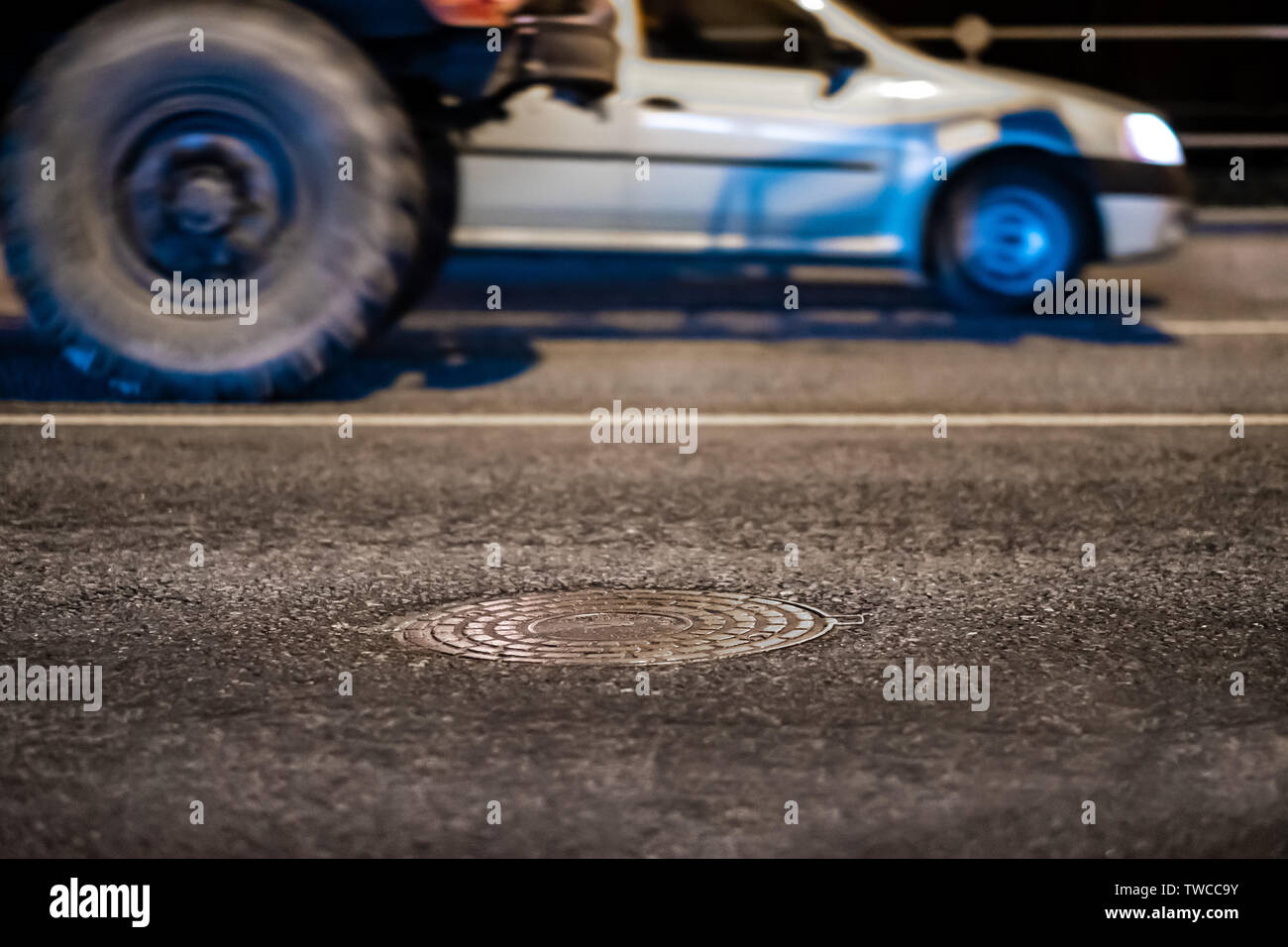 Passing yellow road lines closeup hi-res stock photography and images ...