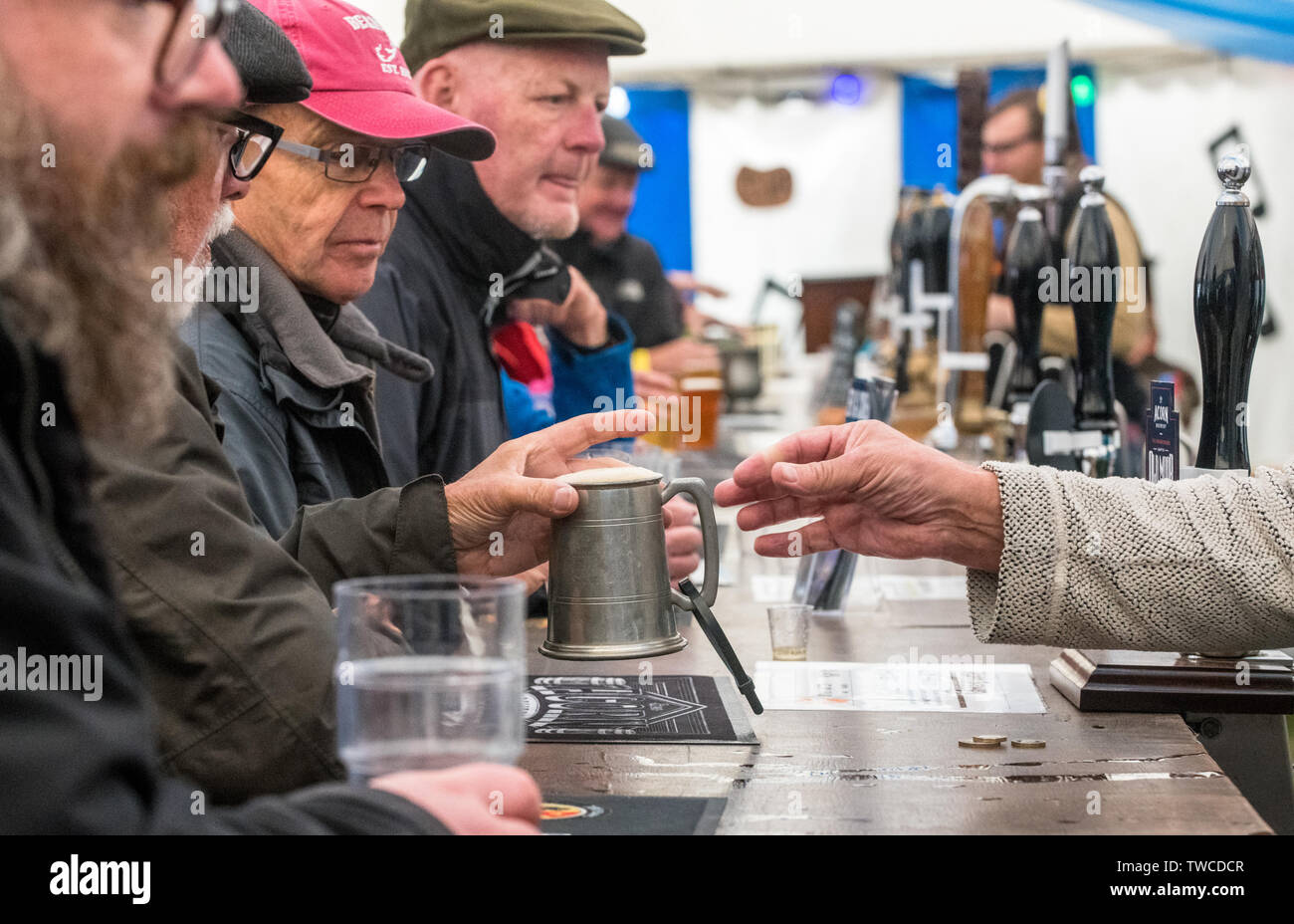 Marquee setup hi-res stock photography and images - Alamy