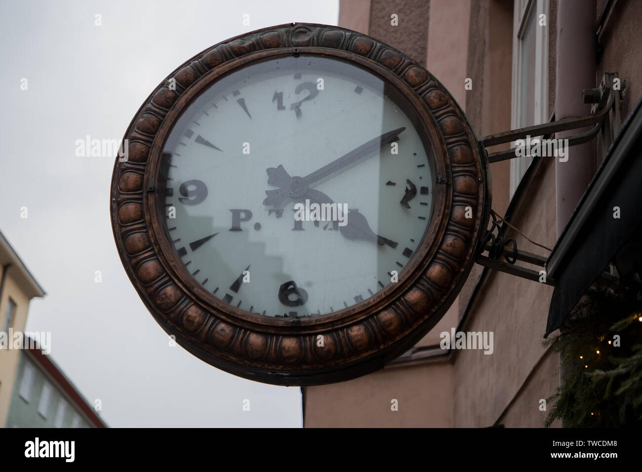 Old street clock Stock Photo - Alamy