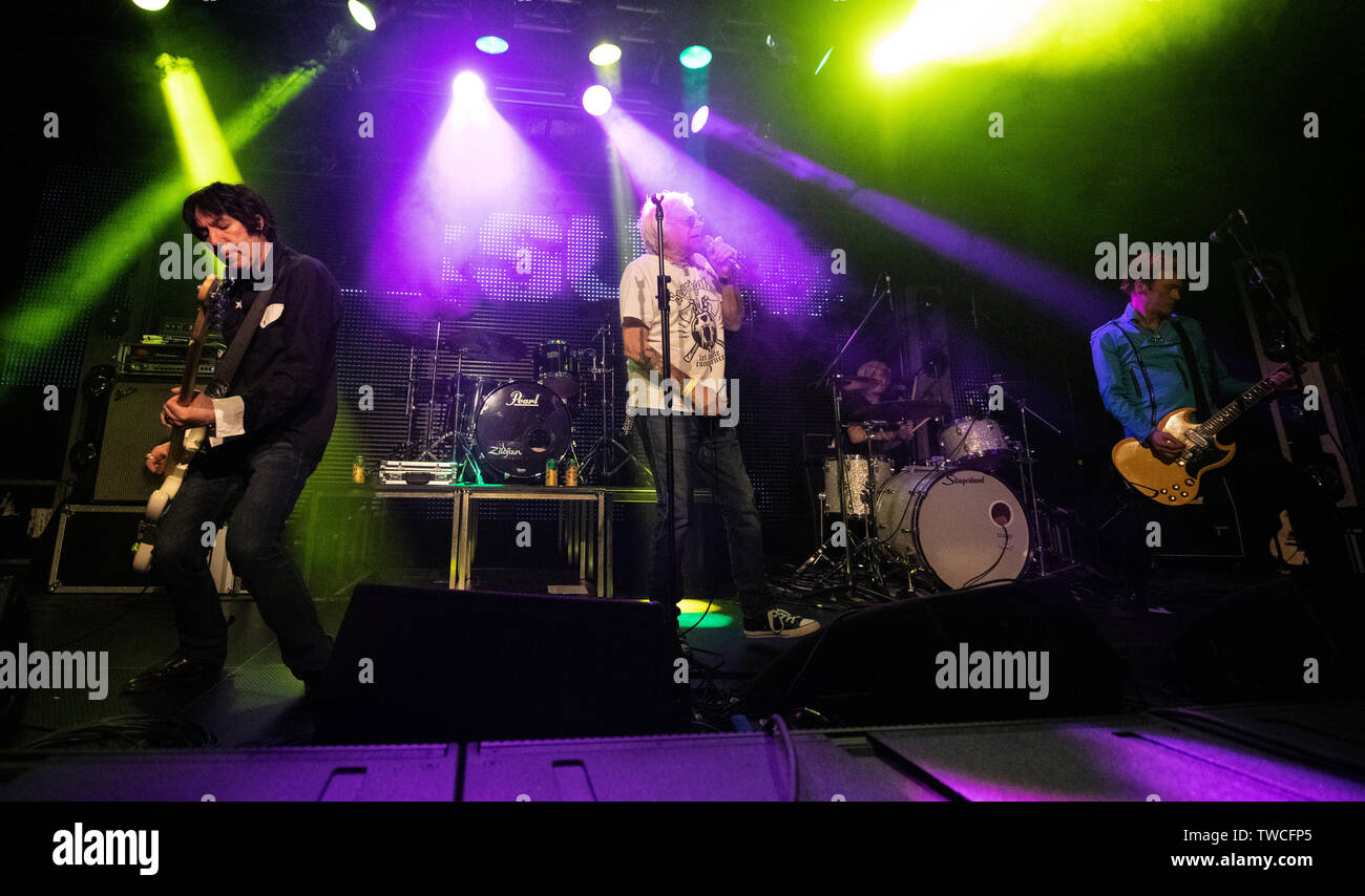 Uksubs hi-res stock photography and images - Alamy