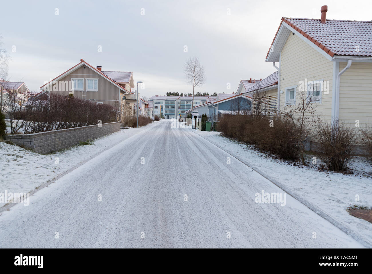 Winter street view hi-res stock photography and images - Alamy