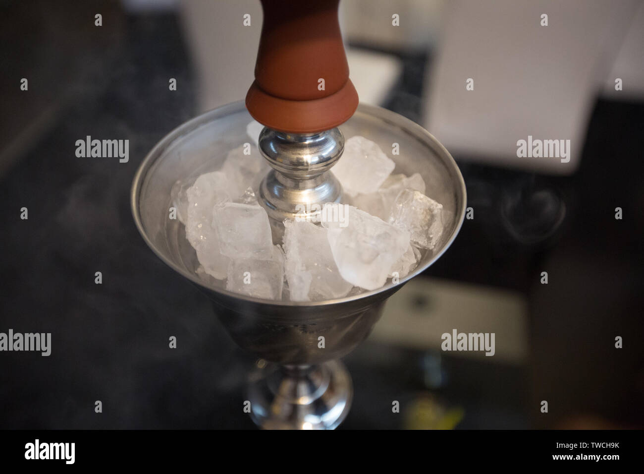 Ice cooler hi-res stock photography and images - Alamy