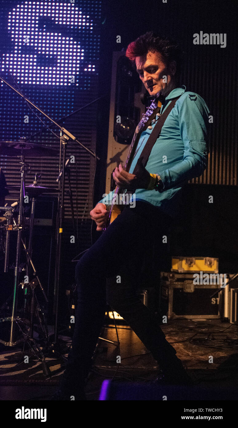 Uksubs hi-res stock photography and images - Alamy
