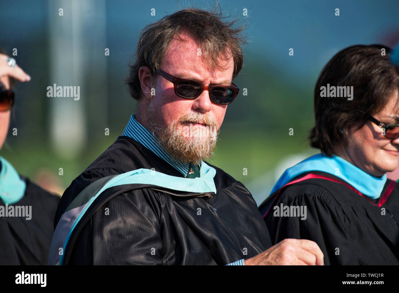 High school graduation speaker hi-res stock photography and images - Alamy