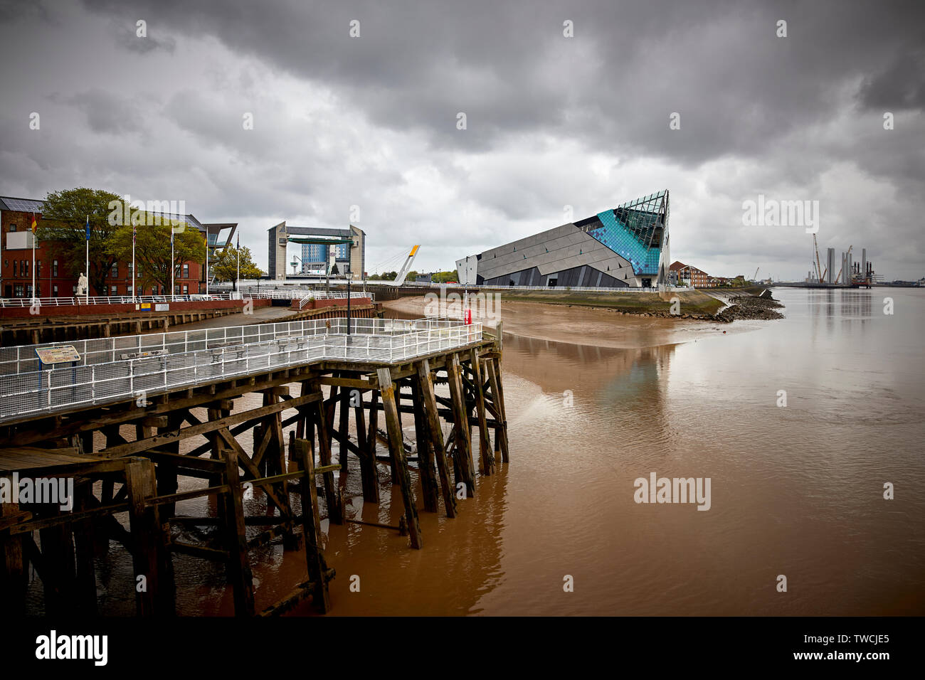 Kingston upon Hull port city East Yorkshire Depp, a Huge aquarium ...