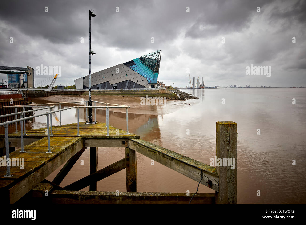 Kingston upon Hull port city East Yorkshire Depp, a Huge aquarium ...