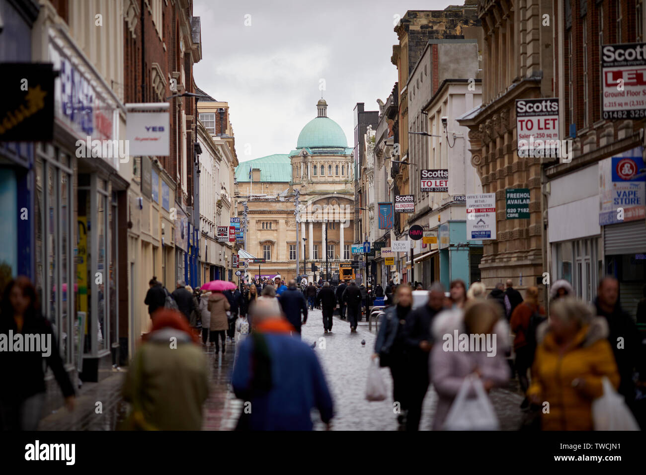 Kingston upon Hull, Whitefriargate shopping pedestrian street look up ...