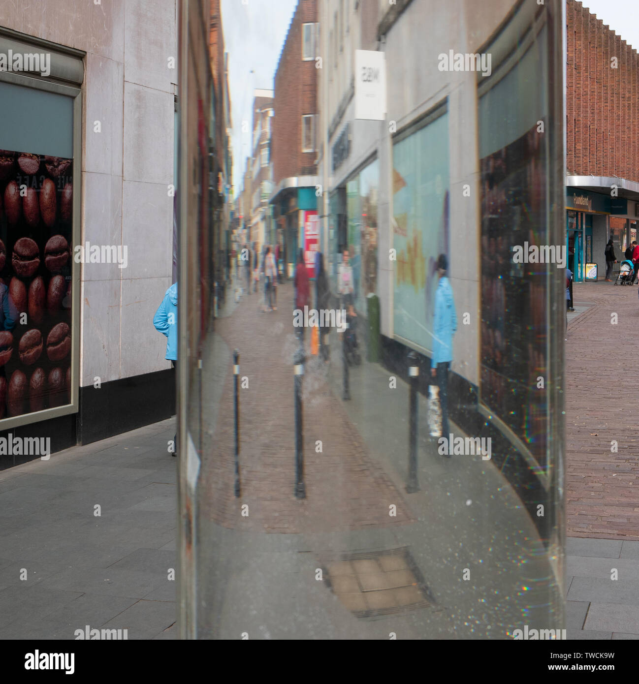 Distorted view hi-res stock photography and images - Alamy